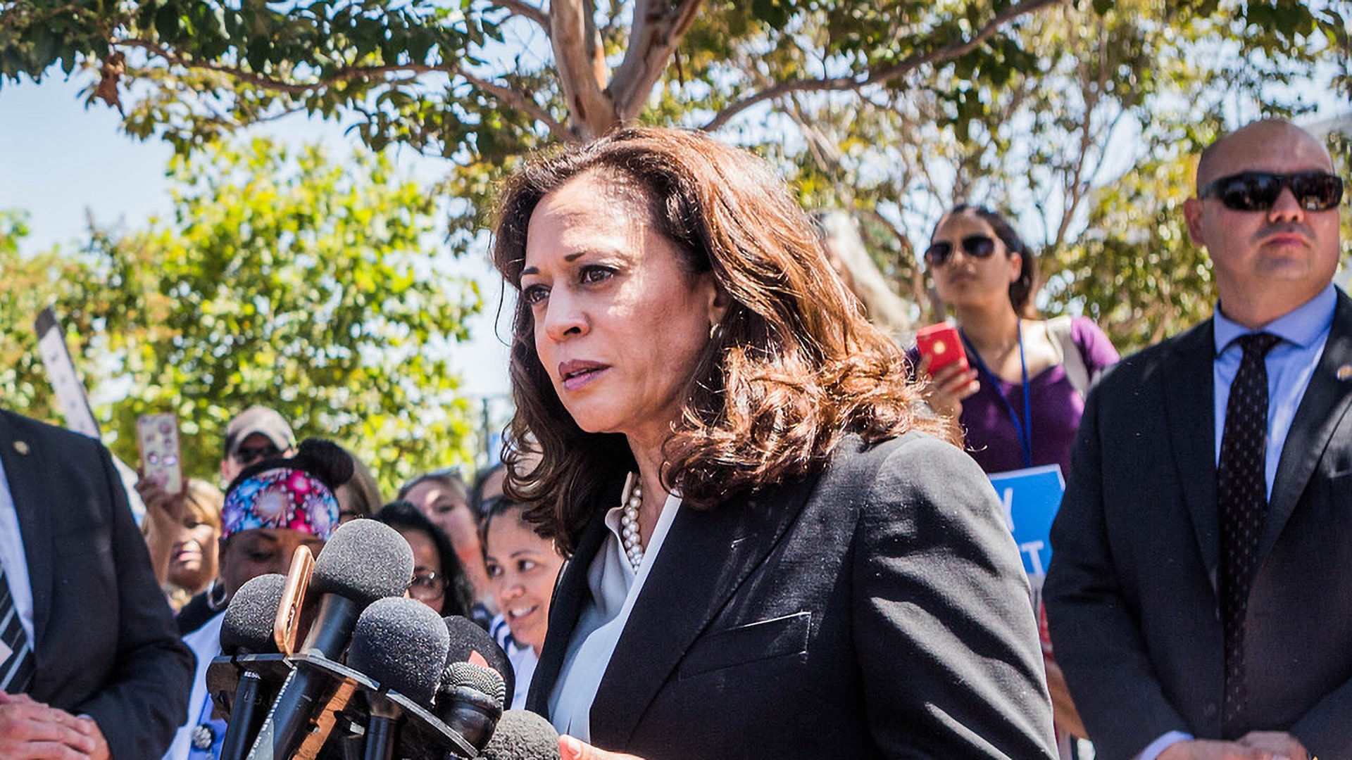NM leftists say Kamala Harris’ prosecutor past is ‘problematic’ for them